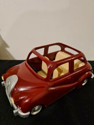 SYLVANIAN FAMILIES RED SALOON CAR FAMILY CAR FOR HOLIDAYS CHRISTMAS ...